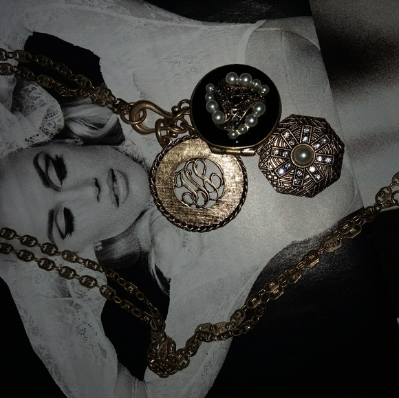 White House Black Market | Jewelry | Necklace Charming Charms | Poshmark